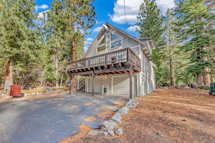 Cozy Kings Beach Vacation Rental With Deck - North Lake Tahoe, CA