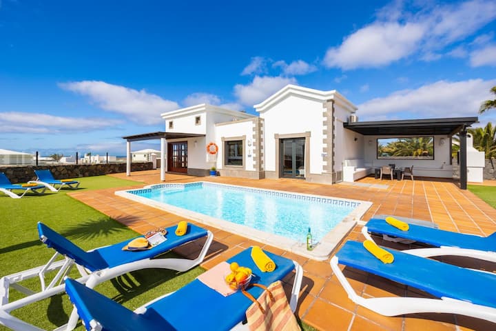 Villa Dragos - Playa Blanca