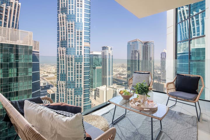 Bright 2br In Business Bay W/ Partial Canal Views - Emiratos Árabes Unidos