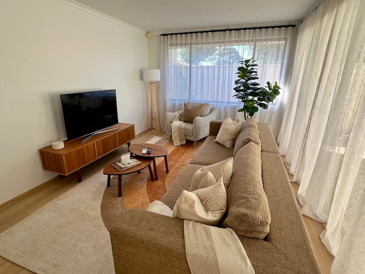 Stylish Armadale Getaway - Armadale