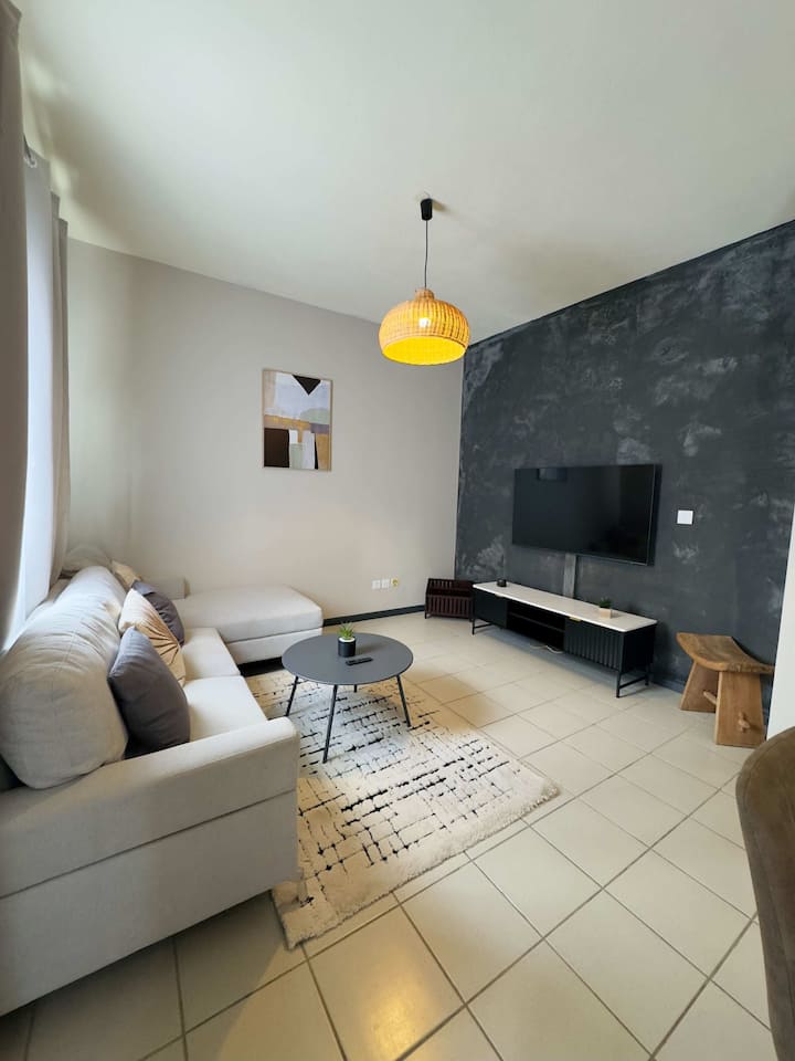 3 Bedroom Apt, 1min Walk To Beach - Mauritius