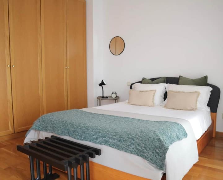 Sunny Beachside Escape By Hostwise - Póvoa de Varzim