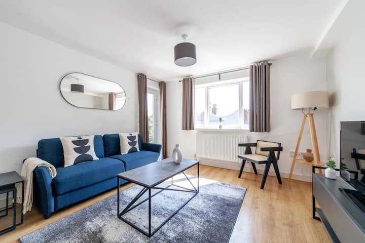 Beautiful 1 Bed Flat In Wimbledon - 엡솜