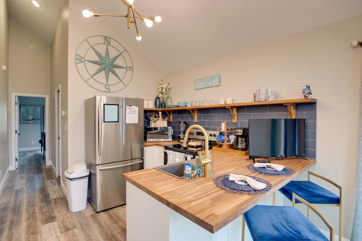 Shared Boat Dock: Lake Guntersville Hideaway! - Guntersville Lake