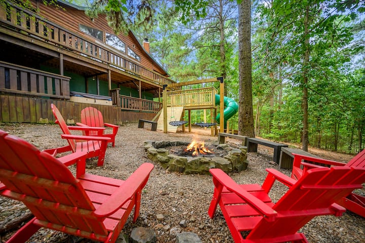 Log Cabin Escape On 2 Acres Of National Forest! - Broken Bow, OK