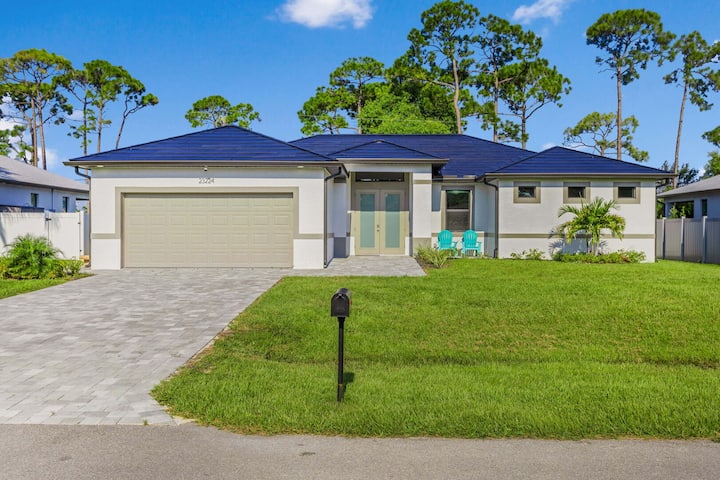 Heated Pool & Spa - Enchanted El Dorado Retreat - Bonita Springs