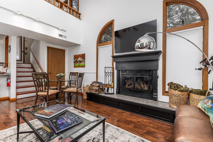 Star Gazer L 2br 3 Beds Clean L A&d Rise Getaways - Galena, IL