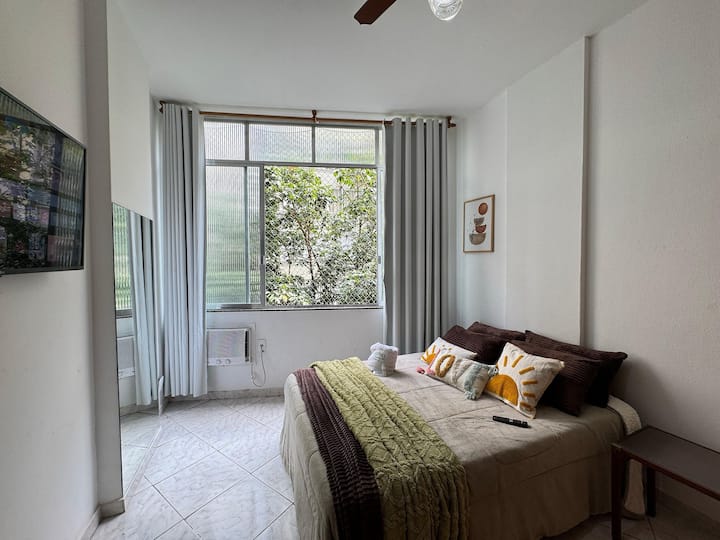 Com Estacionamento A 3 Minutos Da Praia Df219-504 - Rio de Janeiro