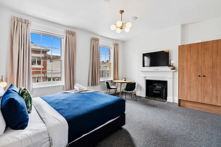 Portsea Place Hobart - Designer Studio + Parking - Hobart