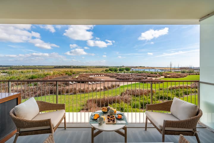 Cond Bayline Blue Well Being Beachfront Raia - Armação de Pêra
