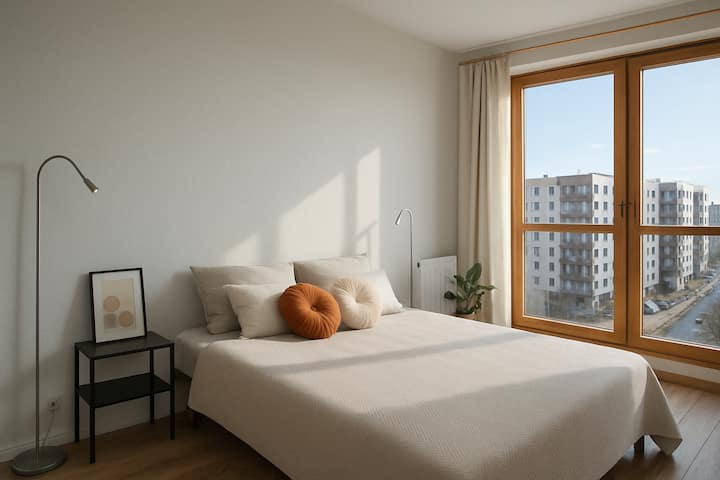 Sunlit Apartment | Wola Business Center - Varsovie