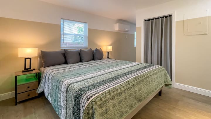 Cozy Florida Studio – Ideal For Beach Or Business! - Fort Myers Beach, FL