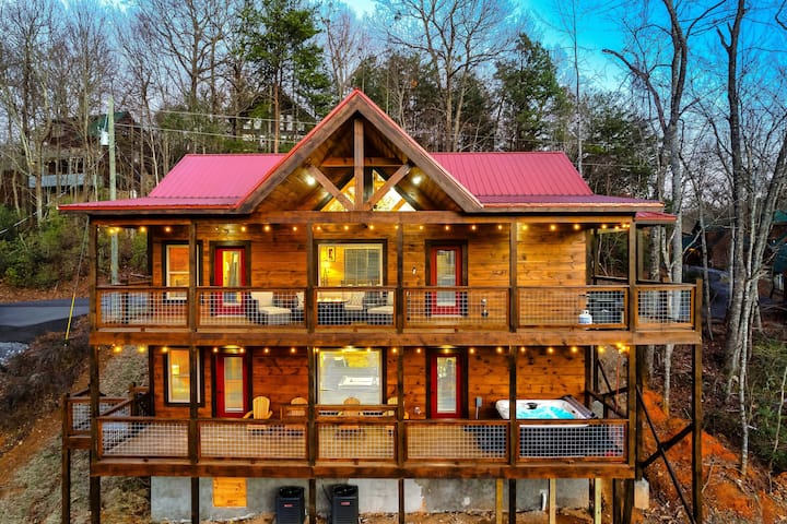 Close To Pforge And Gburg/games/hot Tub/sleeps 12 - Gatlinburg, TN