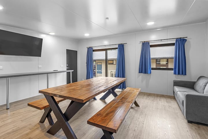 Backpacker Deluxe With Living Space - 크라이스트처치