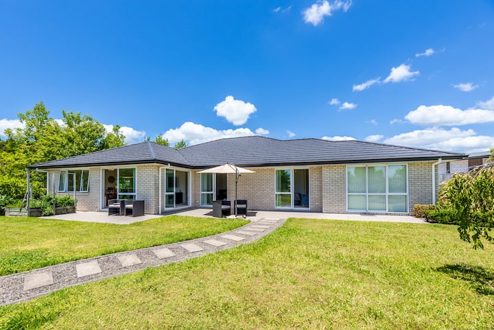 The Lakeside - Tauranga Holiday Home - Tauranga