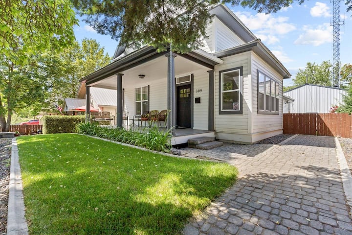 Downtown Cda: Pet-friendly Home Near Lake & Events - Coeur d'Alene, ID