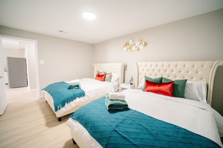 Spacious 5br/3ba - Free Parking - Reston, VA