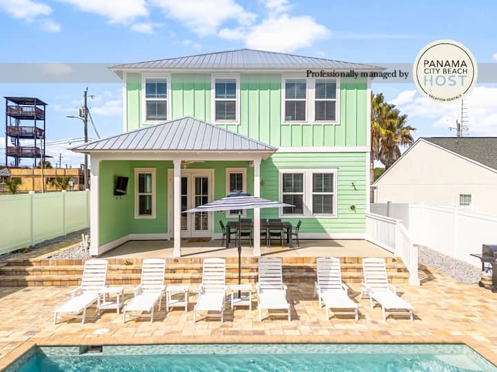"Beach Please" - Private Pool - Sleeps 18 - Panama City Beach, FL