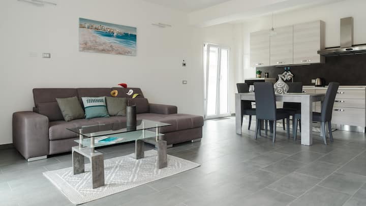 Casa Musa In Tortoli' Functional And Elegant - Tortolì