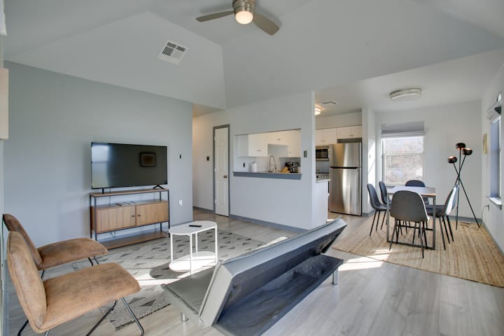 6 Mi To Smoothie King Center: Apt In New Orleans - 메타리