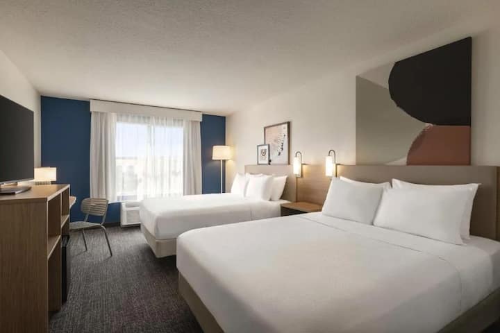 4 Rooms Near Theme Parks With Pool Access, Pets - Orlando, FL