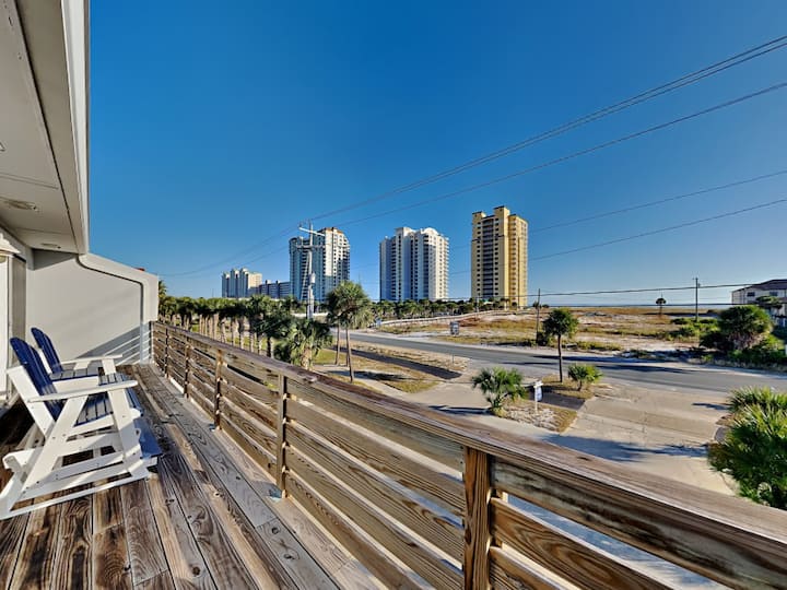 4bd/3.5ba Townhome W. Gulf Views + Attached Studio - Navarre Beach, FL