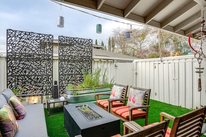 1 Mi To Dtwn Napa: Townhome W/ Pool Access - Napa Valley, CA