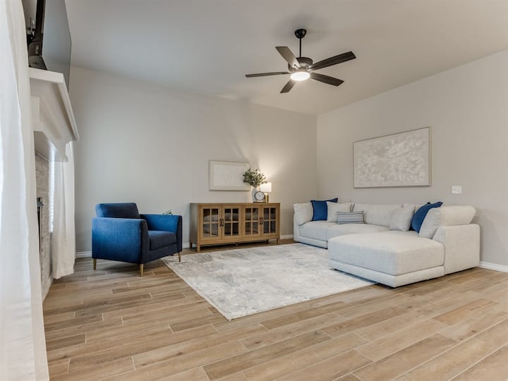Modern Comforts Await On Scissortail! - Lake Overholser, OK