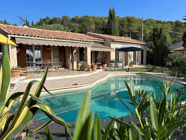 Maison De Vacances à Lorgues Avec Piscine - Lorgues