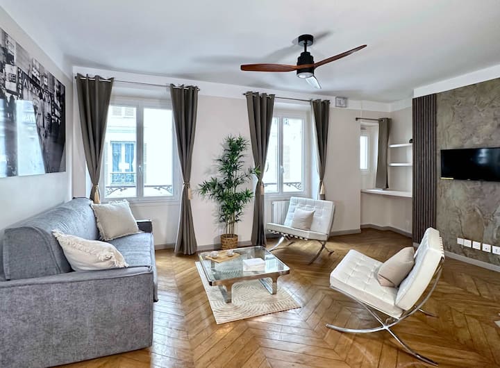 Champs Elysées Family Apartment - Paris