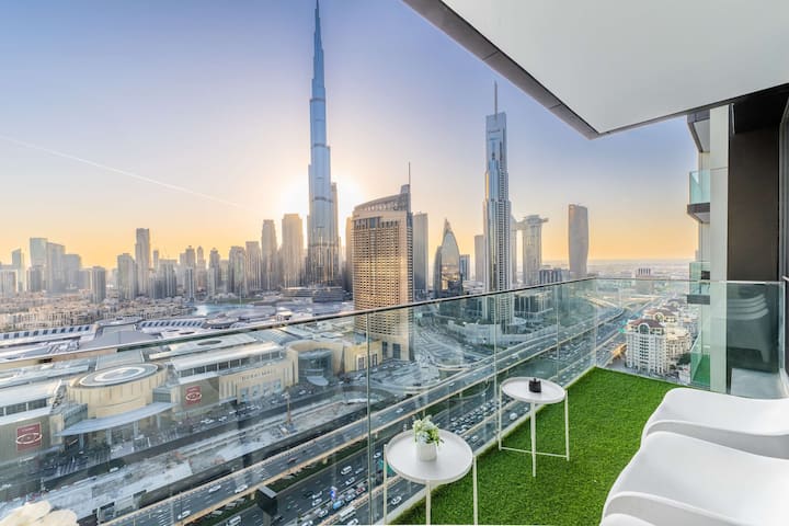 Elegant 4br With Burj Khalifa And Fountain Views - Dubai