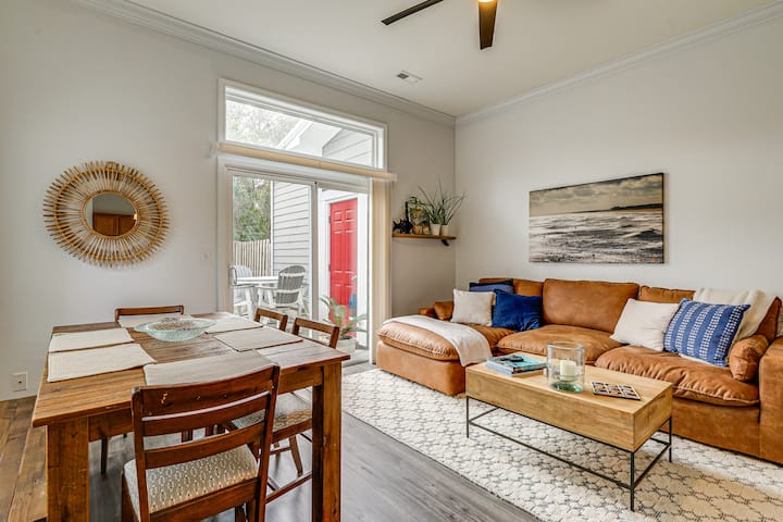 Coastal Gem 3 1/2 Mi From Wrightsville Shoreline - Wilmington, NC