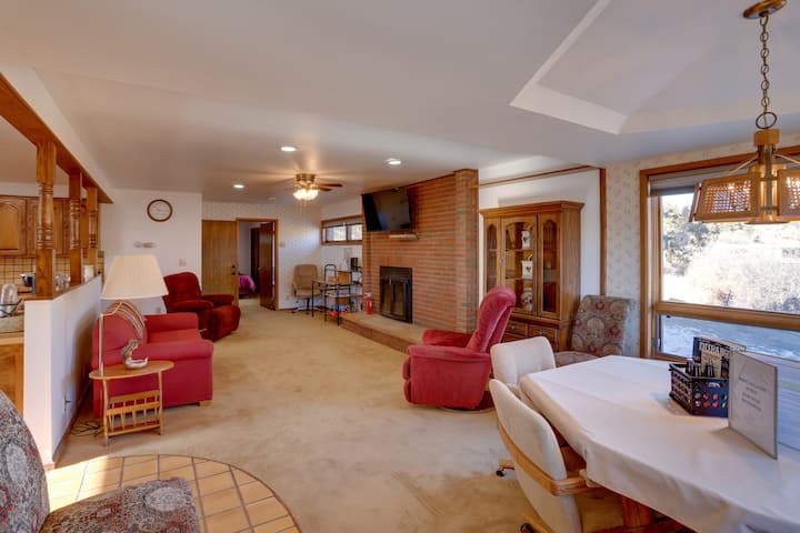 Mtn-view Retreat Near Hiking In Bayfield! - Bayfield, CO