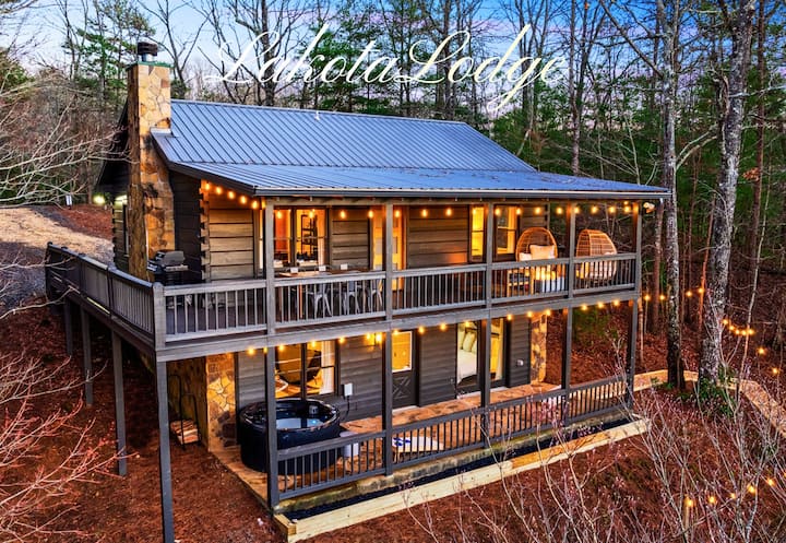 Cozy Comfort, Secluded, Hot-tub, Fire-pit, Views - Mineral Bluff, GA
