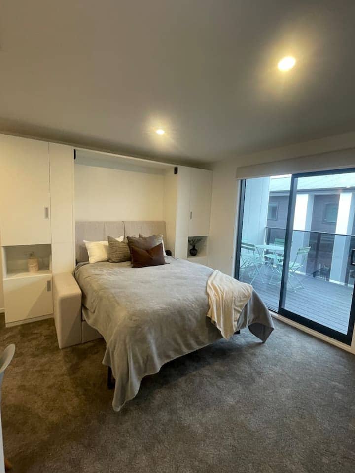 Peaceful Inner-city Studio – Bath Street - Christchurch