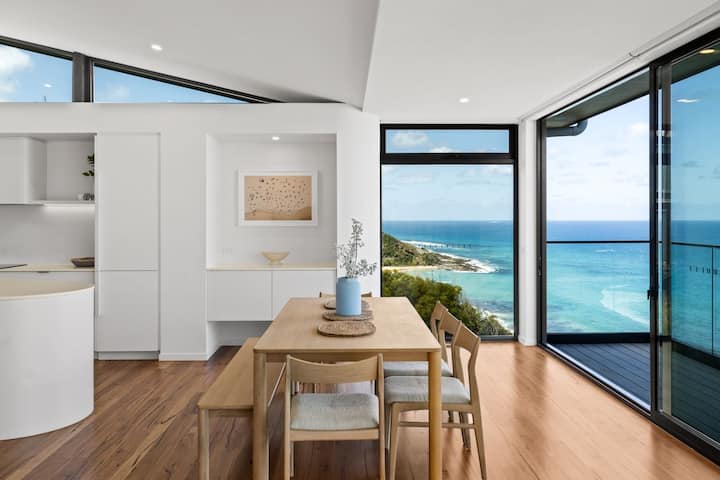 Iluka Lookout - Brand New Beach House - Wye River