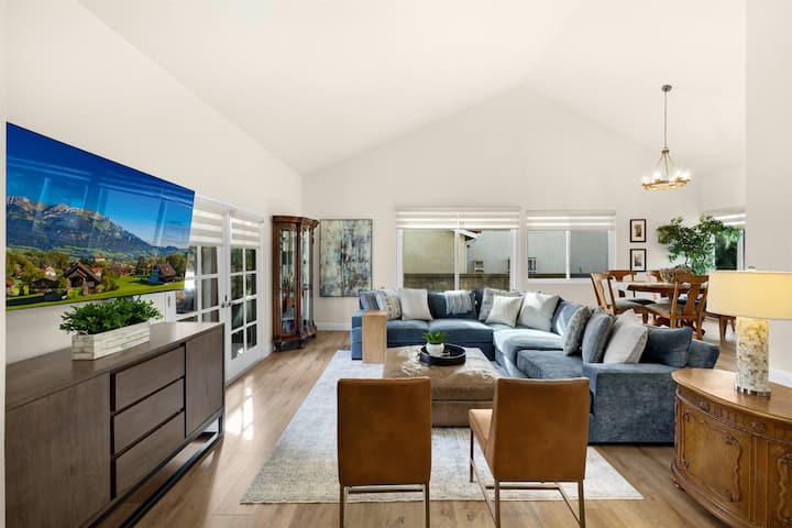 15 Minutes To Disneyland! Spacious 4-bedroom Home - Buena Park, CA