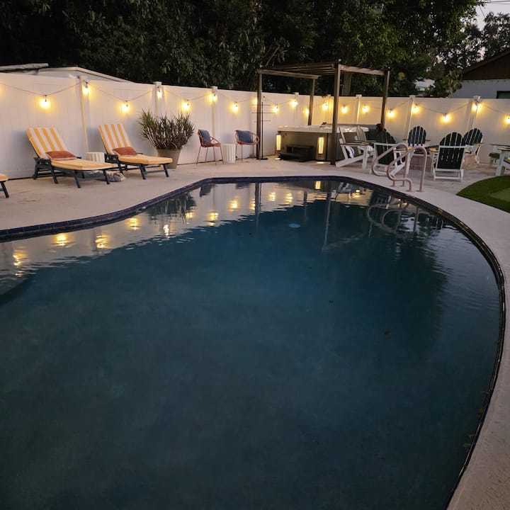 Newly Upgraded Property | New Amenities - Clearwater, FL