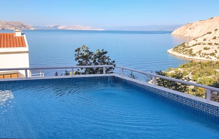 Gorgeous Apartment In Lukovo - Baška