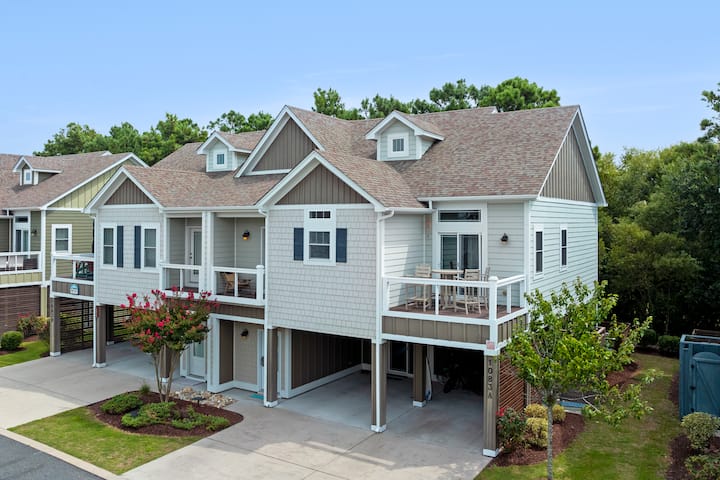 Vitamin Sea: Hot Tub | Rec Room | Pool Access - Corolla, NC