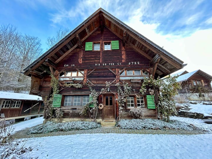 Rougemont Hideaway Chalet By The Springs - Rougemont