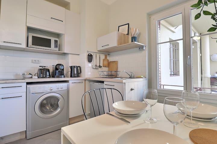 Studio Moderne Et Cosy Au Cœur De Perrache à Lyon - Lyon
