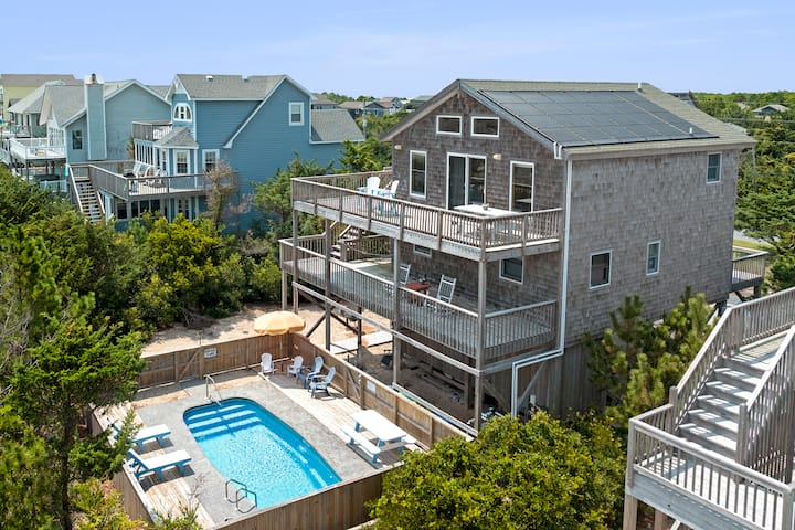 Sandescape: Oceanfront | Pool | Pet-friendly - Outer Banks, NC