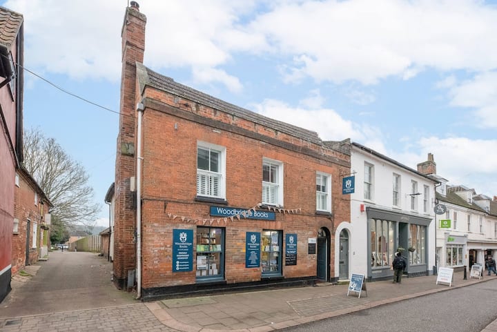 The Book Nook, Woodbridge - Woodbridge
