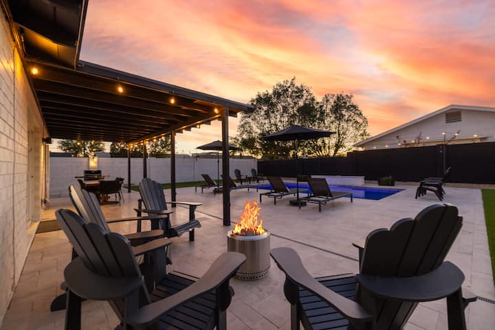 Sunkissed Oasis: Heated Pool Near Old Town - Scottsdale, AZ