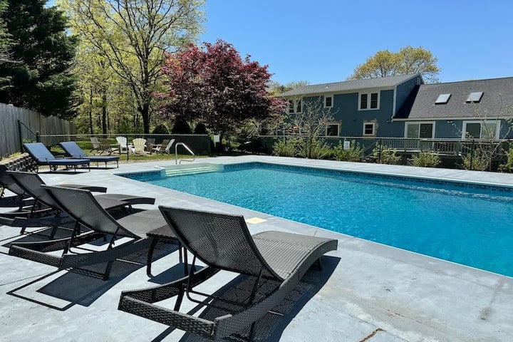 Spacious East Falmouth Home W/ Pool And Central Ac - New Seabury, MA