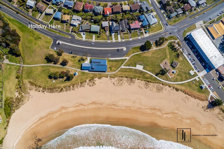 Pet-friendly Beachfront Cottage | Blue Haven - 말루아 베이