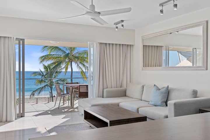 Superior Beachfront Apartment - Fairshore Noosa - Noosa Heads