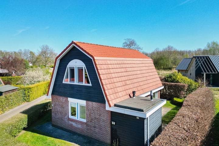 Kramsvogel I Woning Met Fijne Tuin - Drenthe