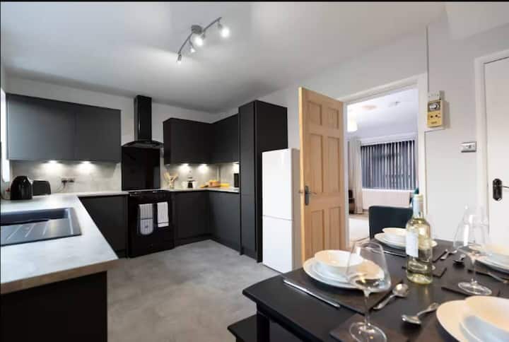 Vacant Nests | The Carrick | Beach | Golf Course - Hartlepool